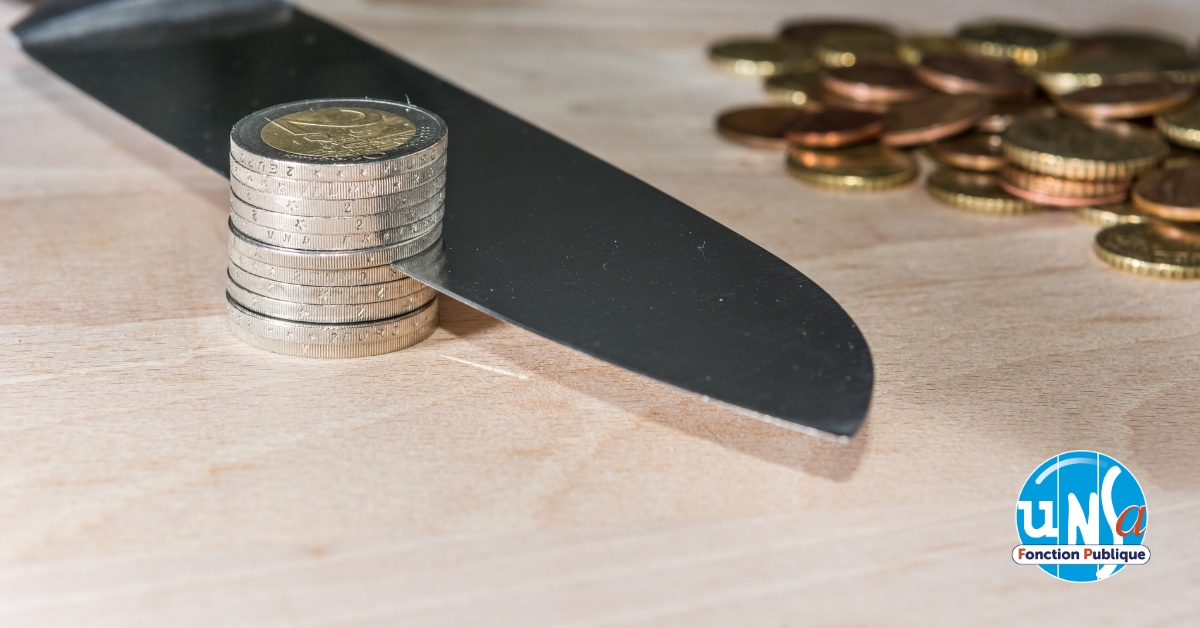 La baisse des salaires des agents publics se poursuit